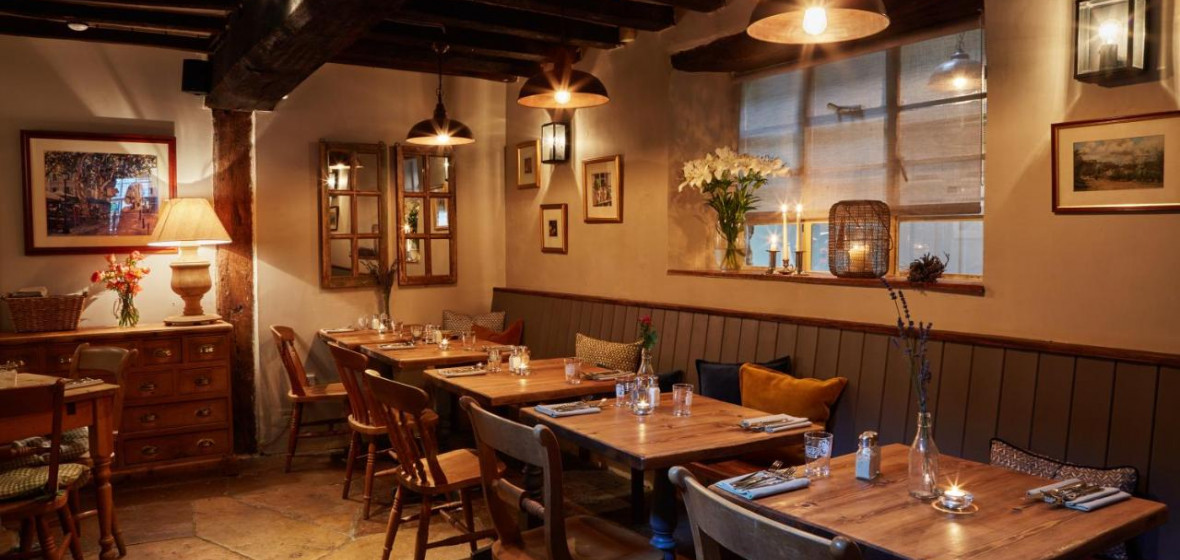 The Angel at Burford, Burford. Expert reviews and highlights | The ...