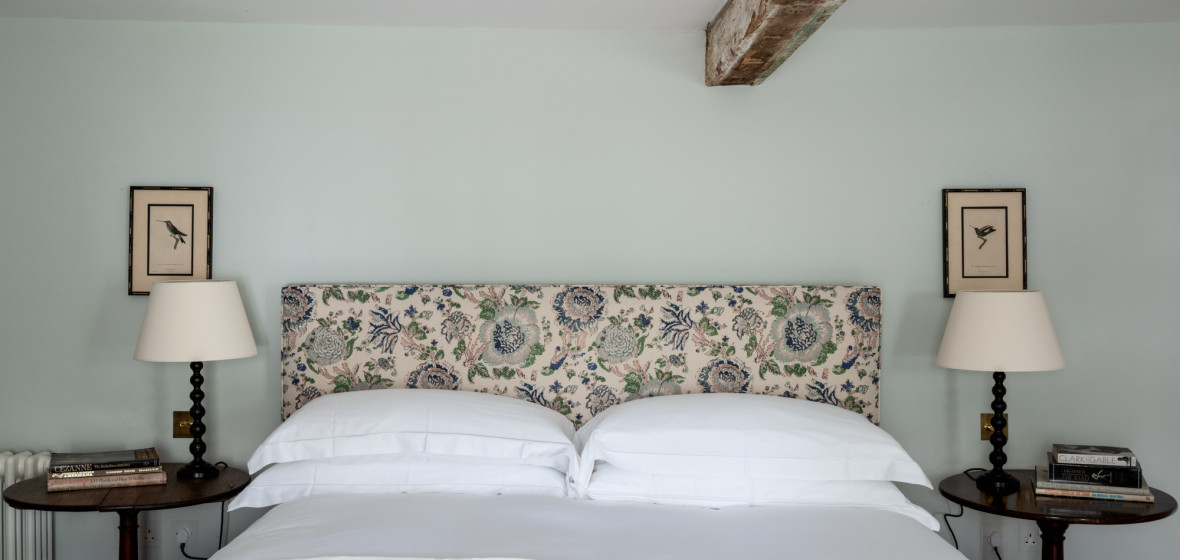 Three Horseshoes Batcombe, Somerset. Expert reviews and highlights ...