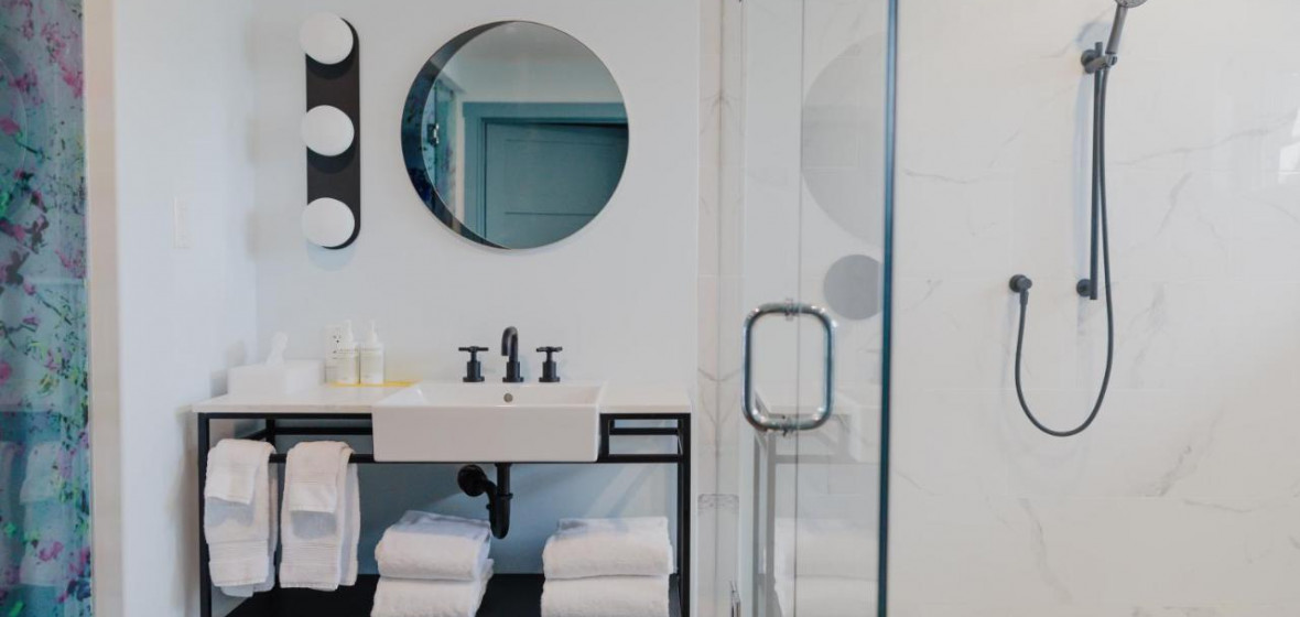 Drake Motor Inn, Wellington, Ontario Review | The Hotel Guru