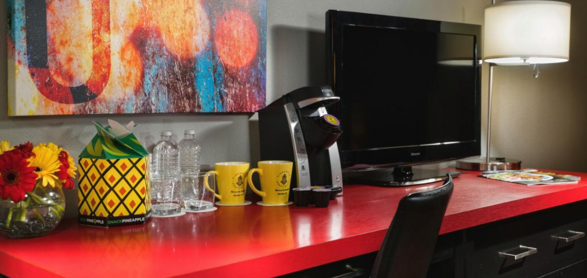 Hotel Five, Seattle Review | The Hotel Guru