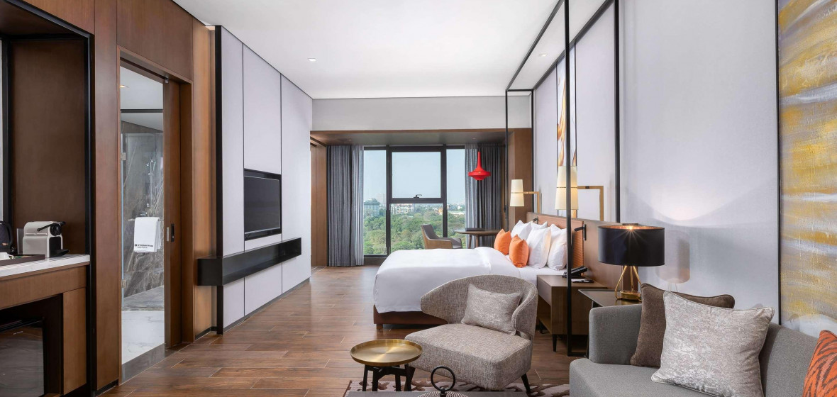 Wyndham Grand Yangon, Yangon. Expert reviews and highlights | The Hotel ...