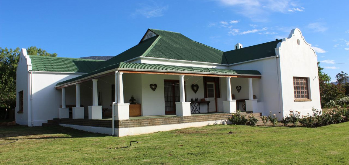 The Blue Cow Barn, Barrydale Review | The Hotel Guru