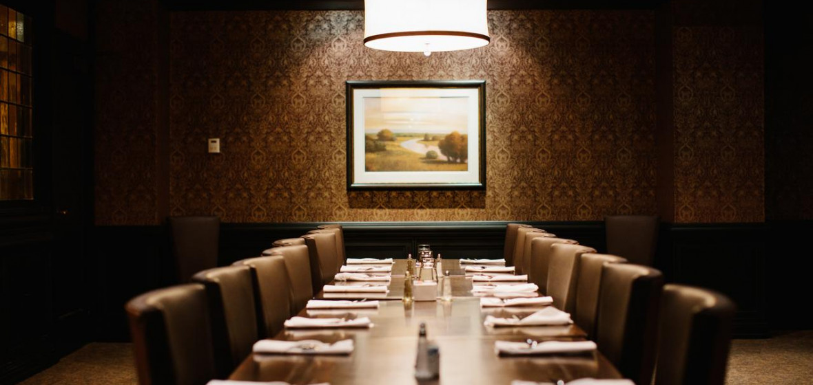 Hotel Julien, Dubuque, Dubuque Review | The Hotel Guru