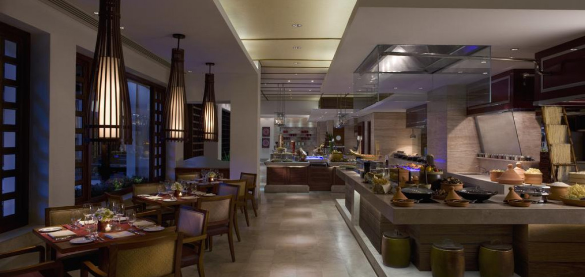 The Peninsula Manila, Manila Review | The Hotel Guru