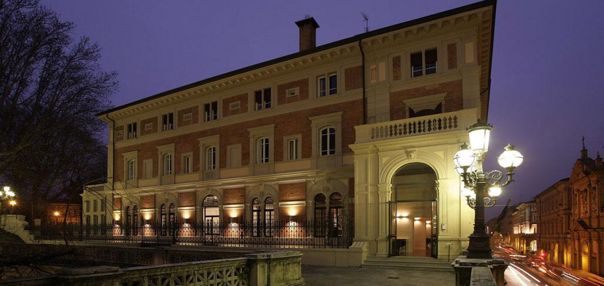 I Portici, Bologna Review | The Hotel Guru