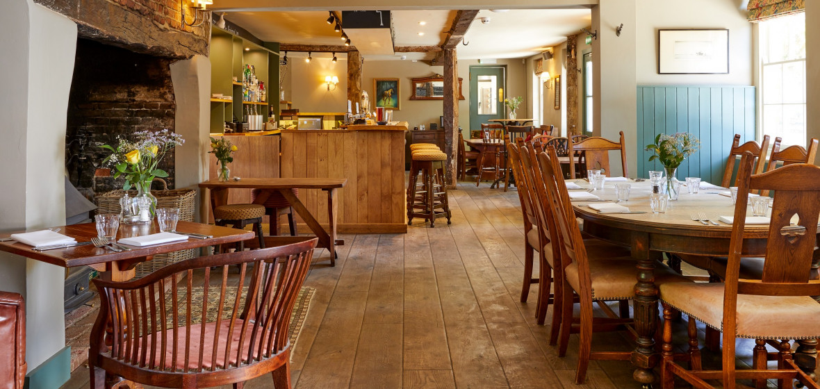 The Greyhound Inn, Oxfordshire Review | The Hotel Guru