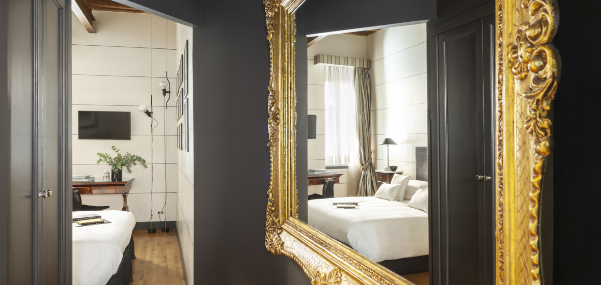 Crossing Condotti, Rome Review | The Hotel Guru