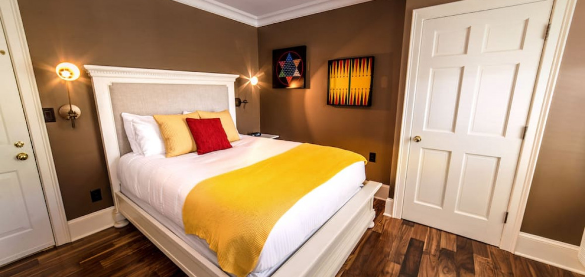 Logan Inn, New Hope Review | The Hotel Guru