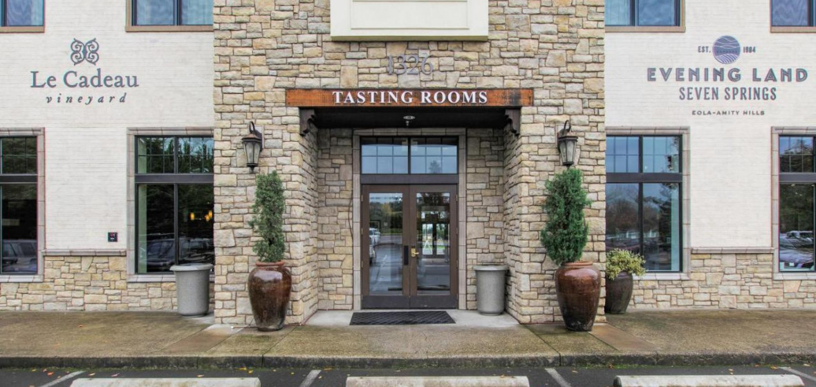 The Dundee, Dundee, OR Review | The Hotel Guru