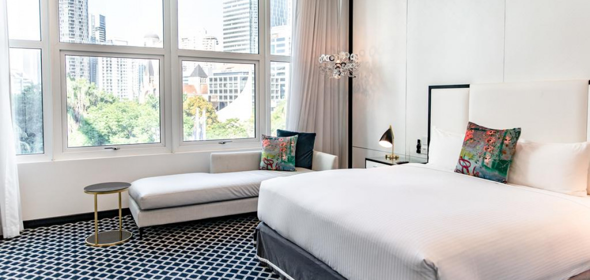 The Inchcolm, Brisbane Review | The Hotel Guru