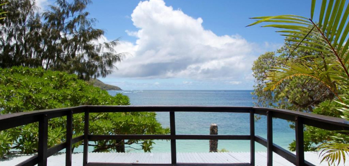 Oarsman's Bay Lodge, Fiji (Nacula Island). Expert reviews and ...