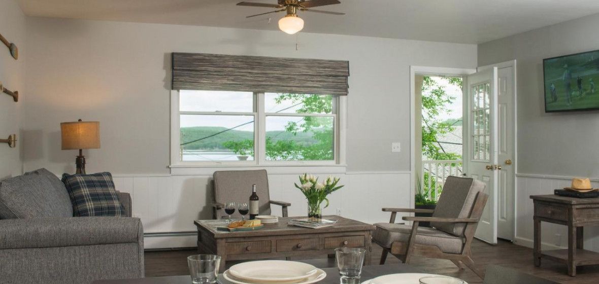 Lake Bomoseen Lodge and Tap Room, Vermont Review | The Hotel Guru