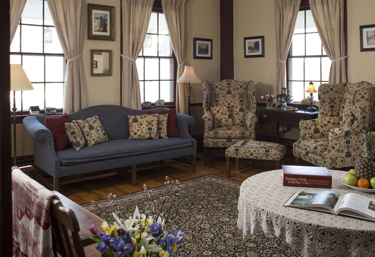 Wakefield Inn & Restaurant, New Hampshire Review | The Hotel Guru