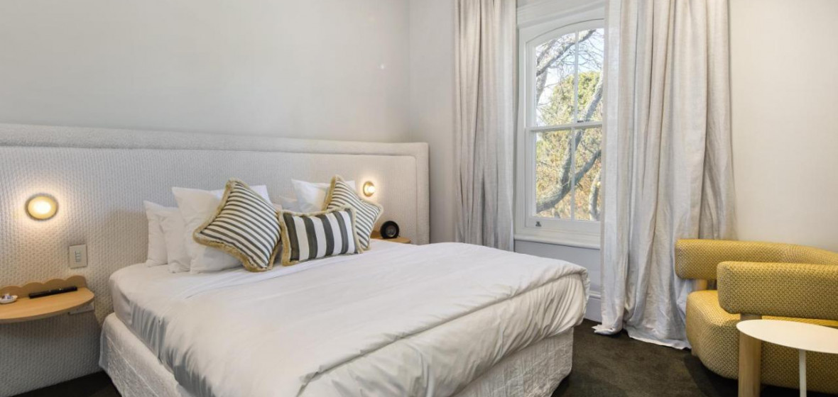 The Stirling Hotel, South Australia, Australia. Expert reviews and ...