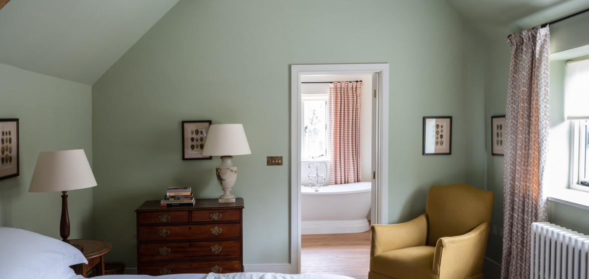 Three Horseshoes Batcombe, Somerset. Expert reviews and highlights ...