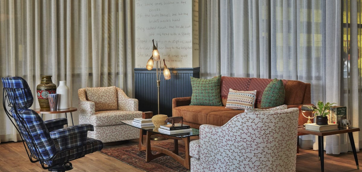 Graduate Iowa City, Iowa Review | The Hotel Guru