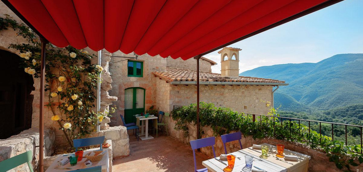 Castello di Postignano, Umbria Review | The Hotel Guru