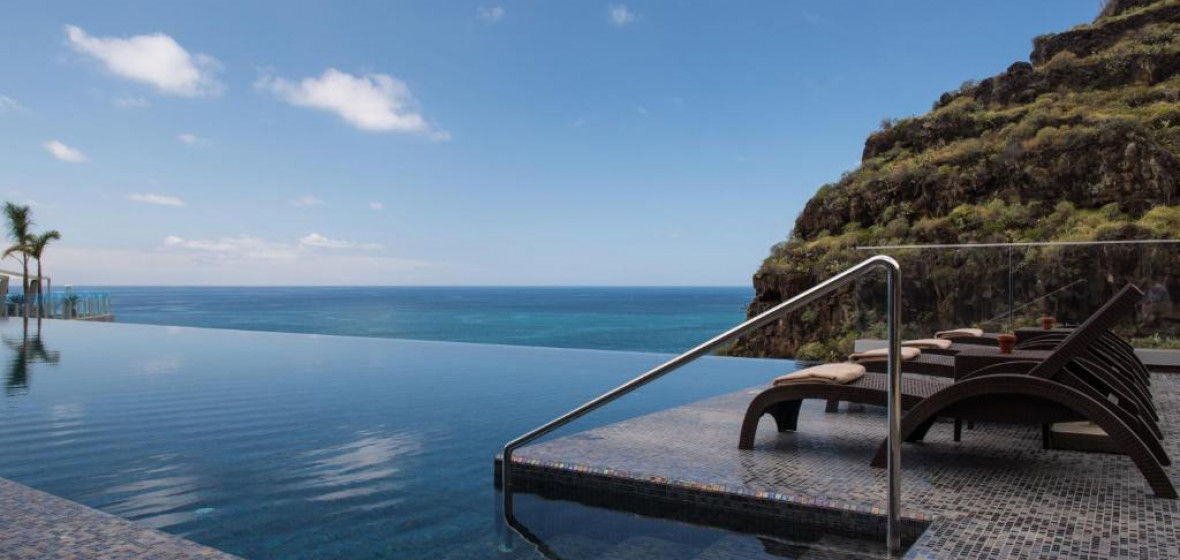 Saccharum Resort, Madeira, Portugal. Expert reviews and highlights ...