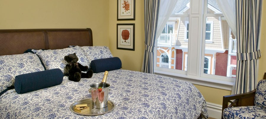 West Cliff Inn, Santa Cruz, CA Review | The Hotel Guru