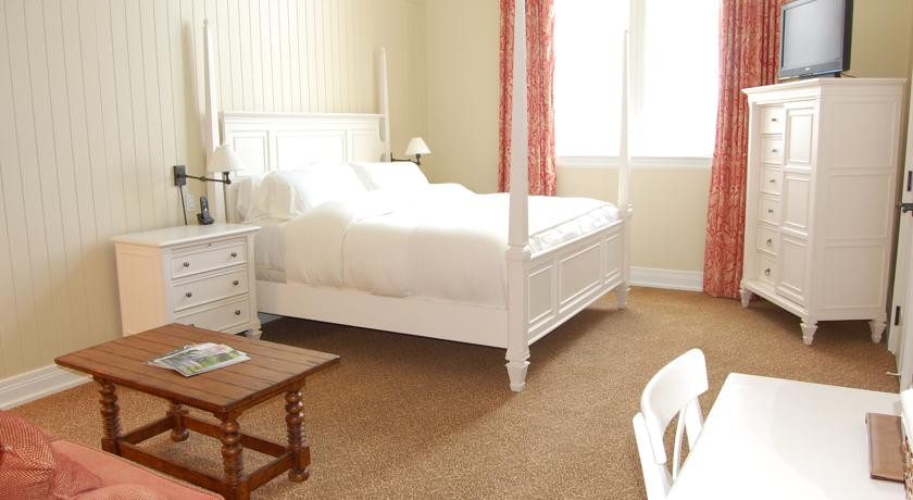 The Inn at Cobble Beach, Kemble Review | The Hotel Guru