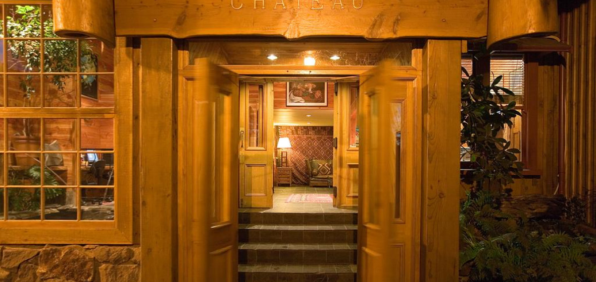 Powderhorn Chateau, North Island Review | The Hotel Guru