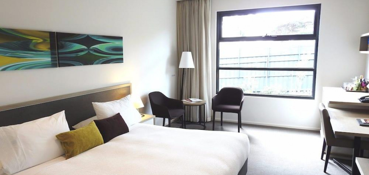 Flinders Hotel, Victoria, Australia. Expert reviews and highlights ...