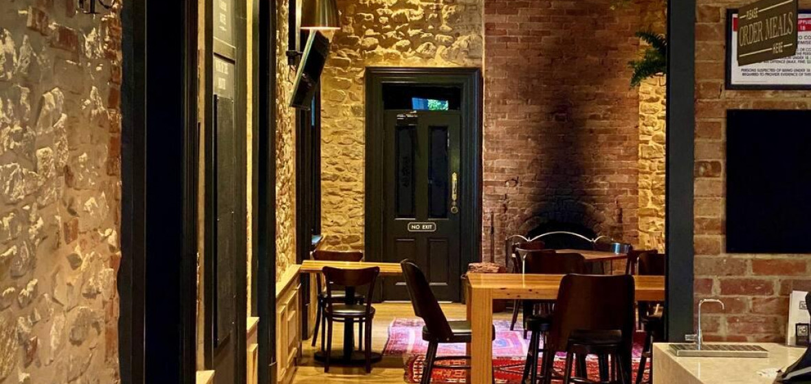 The Crafers Hotel, South Australia, Australia. Expert reviews and ...
