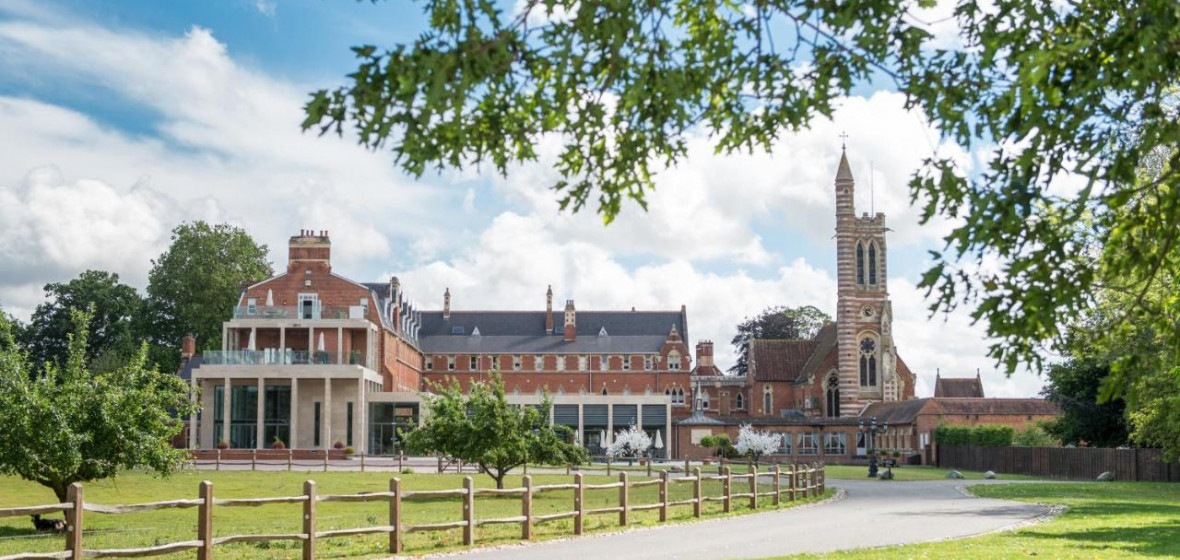 Stanbrook Abbey, Worcester. Expert reviews and highlights | The Hotel Guru