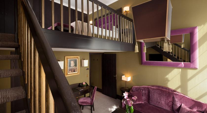 Pavillon de la Reine, Paris, France | Discover & Book | The Hotel Guru