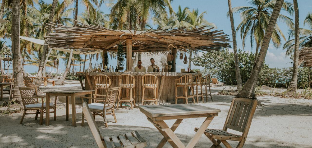 Eteka, Tierra Bomba Review | The Hotel Guru