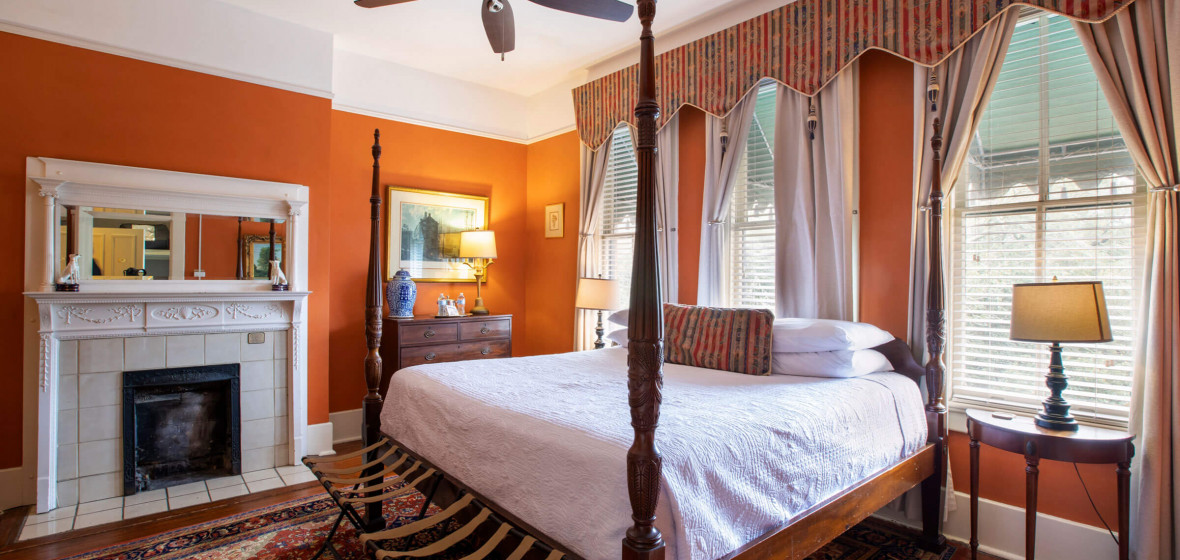 Foley House Inn, Savannah (Georgia), United States of America. Expert ...