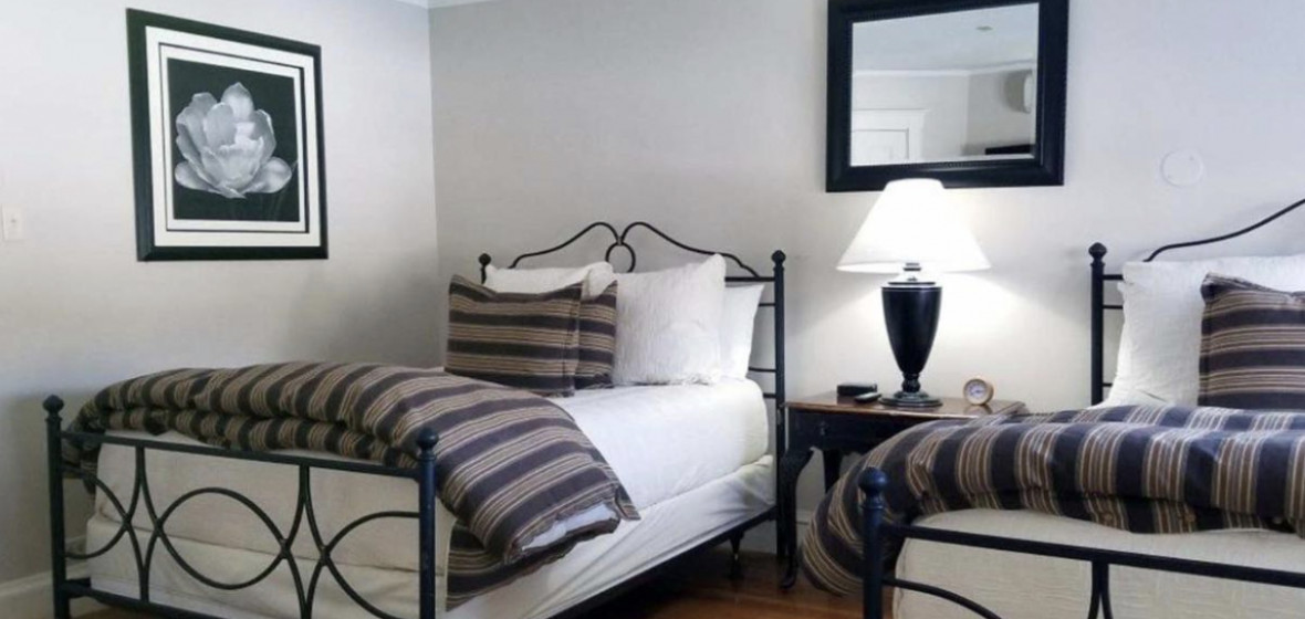 The White House Inn, Vermont, United States of America. Expert reviews ...