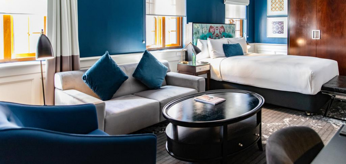 The Inchcolm, Brisbane Review | The Hotel Guru