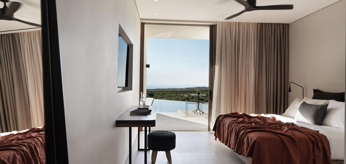 Magma Resort Santorini, Santoríni (Santorini), Greece. Expert reviews ...