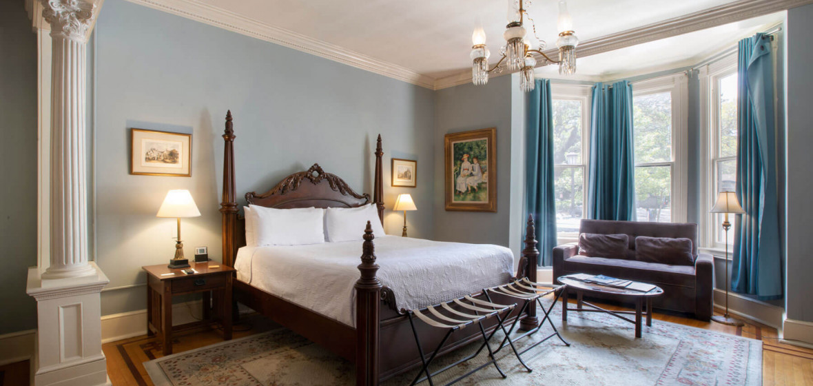Foley House Inn, Savannah (Georgia), United States of America. Expert ...