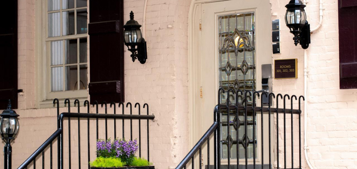 Olde Harbour Inn, Savannah Review | The Hotel Guru