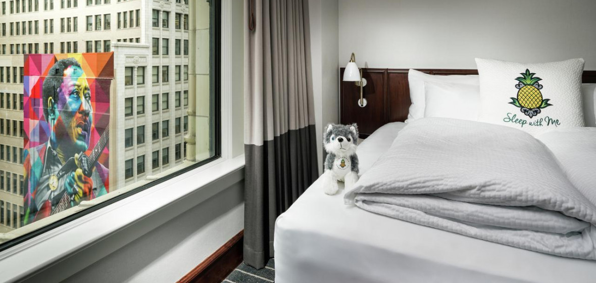 Staypineapple Chicago, Chicago Review | The Hotel Guru