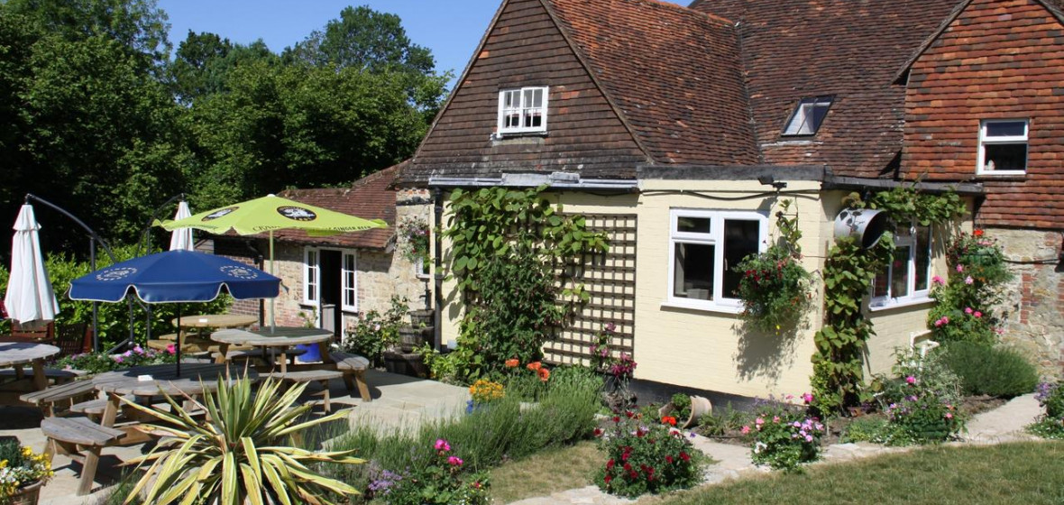 The Merry Harriers, Surrey Review | The Hotel Guru