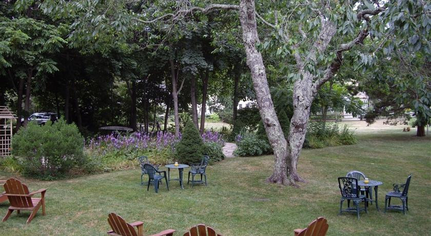 Isaiah Jones Homestead B&B, Sandwich, MA Review | The Hotel Guru