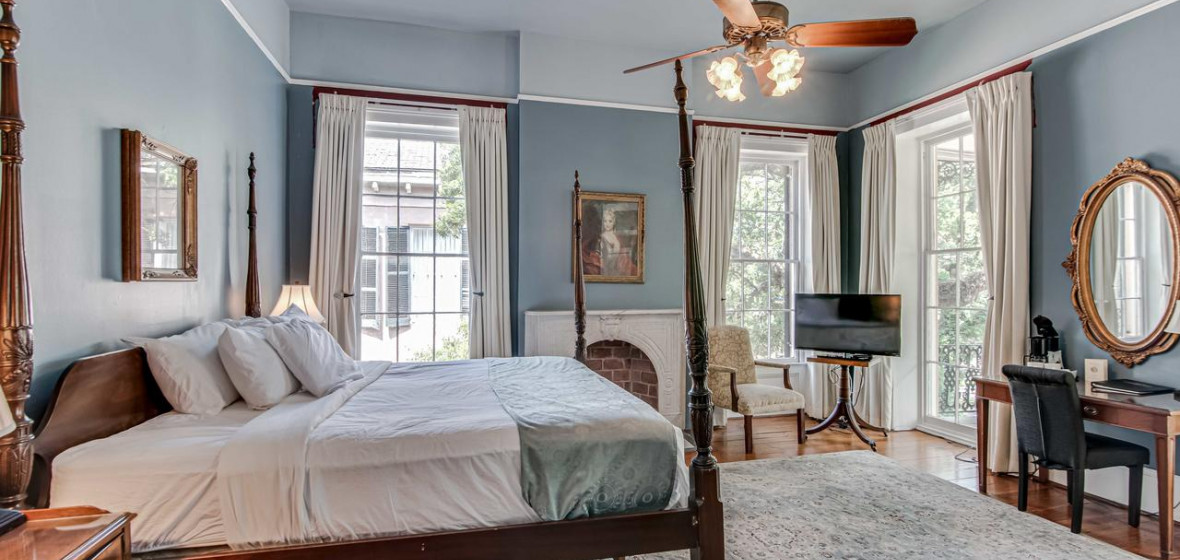 Malaga Inn, Mobile Review | The Hotel Guru