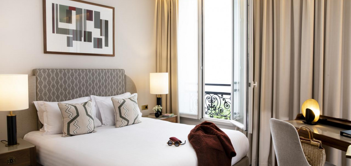 Le Tsuba, Paris Review | The Hotel Guru