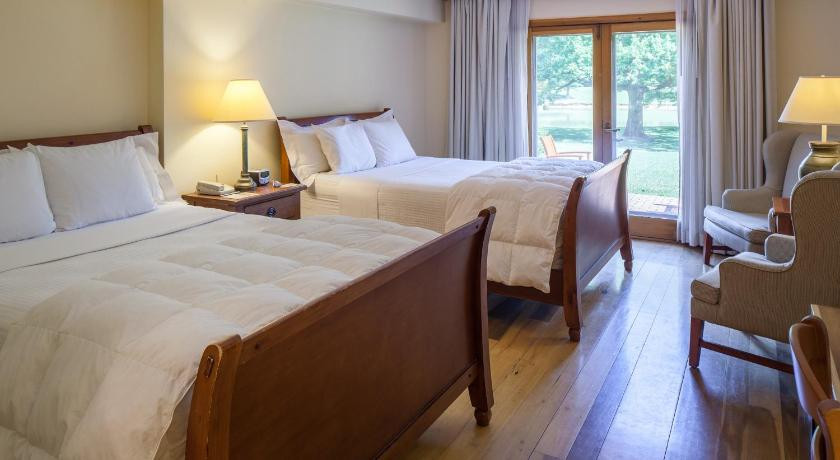 New Harmony Inn, Indiana Review | The Hotel Guru