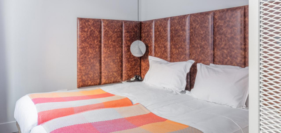 Eden Locke, Edinburgh Review | The Hotel Guru