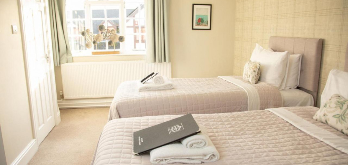 The Crown Inn, Derbyshire Review | The Hotel Guru