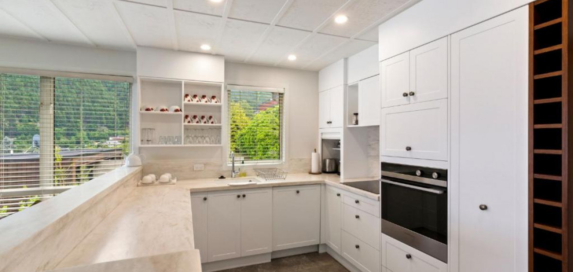 Queenstown House, Queenstown Review | The Hotel Guru