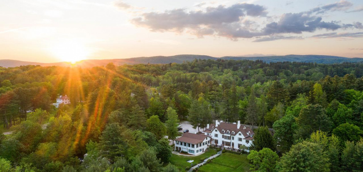 Seven Hills Inn, Lenox Review | The Hotel Guru