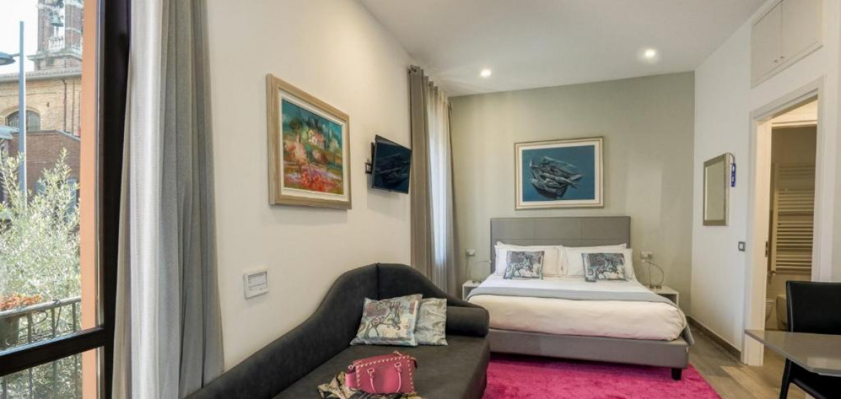 Monza City Rooms & Studios, Monza (Lombardy), Italy. Expert reviews and ...