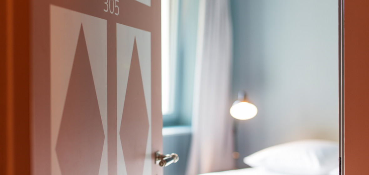 Hotel de Londres, Brig, Brig Review | The Hotel Guru