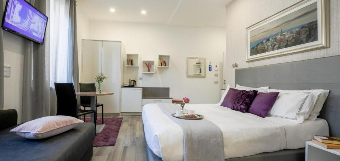 Monza City Rooms & Studios, Monza (Lombardy), Italy. Expert reviews and ...