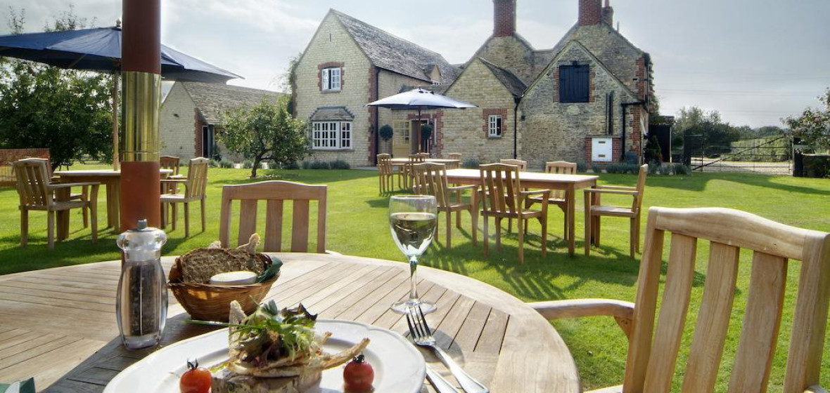 The Trout at Tadpole Bridge, Oxfordshire Review | The Hotel Guru